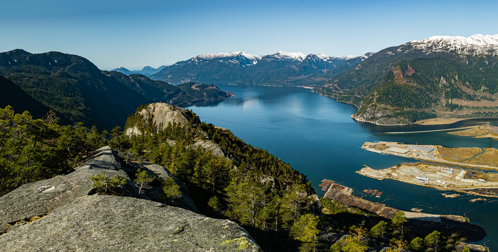 Hiking the Stawamus Chief (The Chief) in Squamish - Best Hikes BC