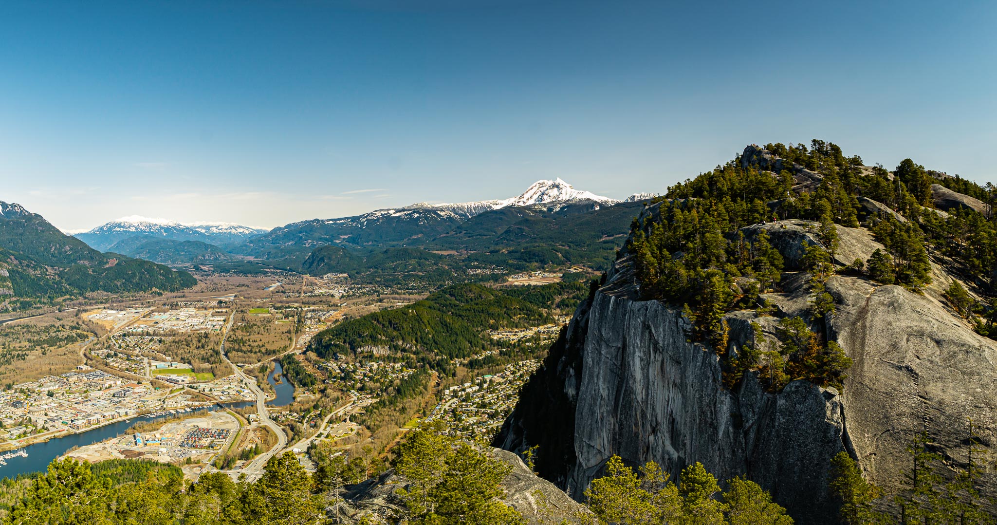 Hiking the Stawamus Chief (The Chief) in Squamish - Best Hikes BC