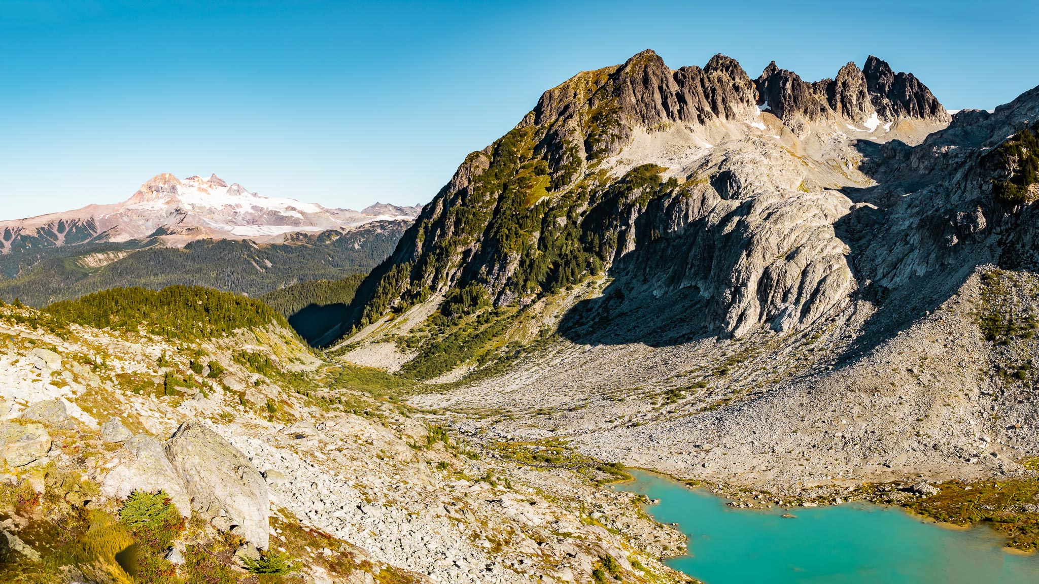 Hiking Manic Peak via Darling Lake near Squamish - Best Hikes BC